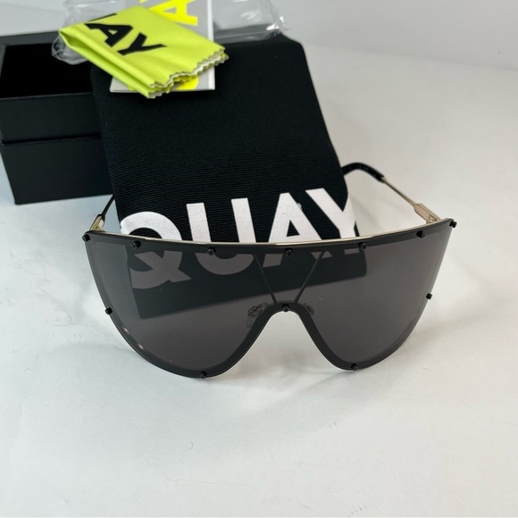 Quay Australia | Accessories | Nwt Quay On Set Sunglasses Black Gold ...